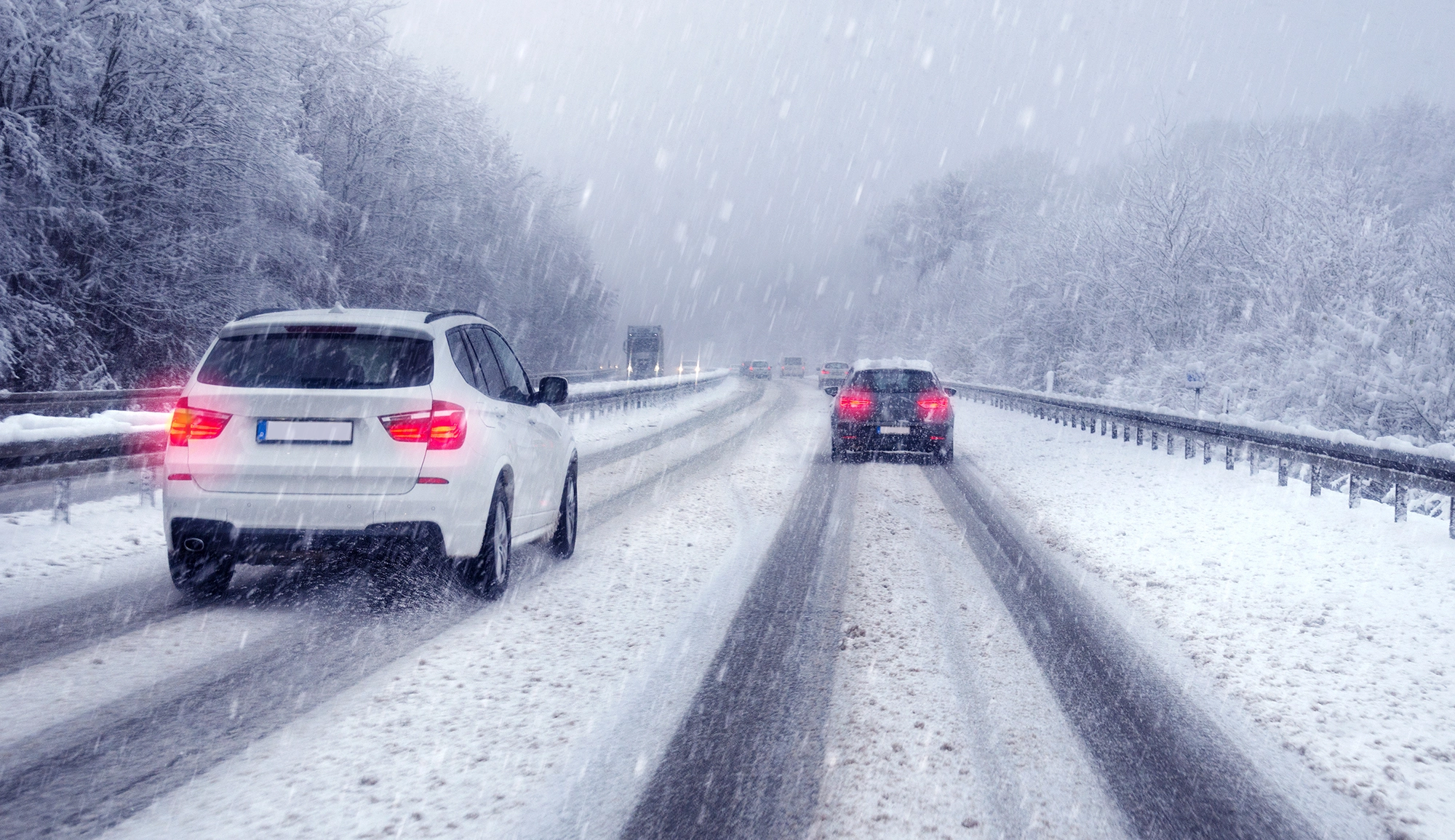 Winter Road Hazards: How to Drive Safely in Winter Conditions - Watch ...